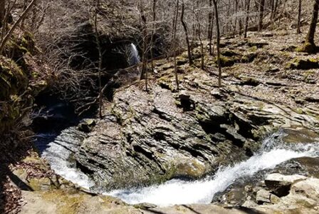 Hike to Hemmed in Hollow from the Compton Trailhead - AR Own Backyard