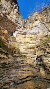 Hike to Hemmed in Hollow from the Compton Trailhead - AR Own Backyard